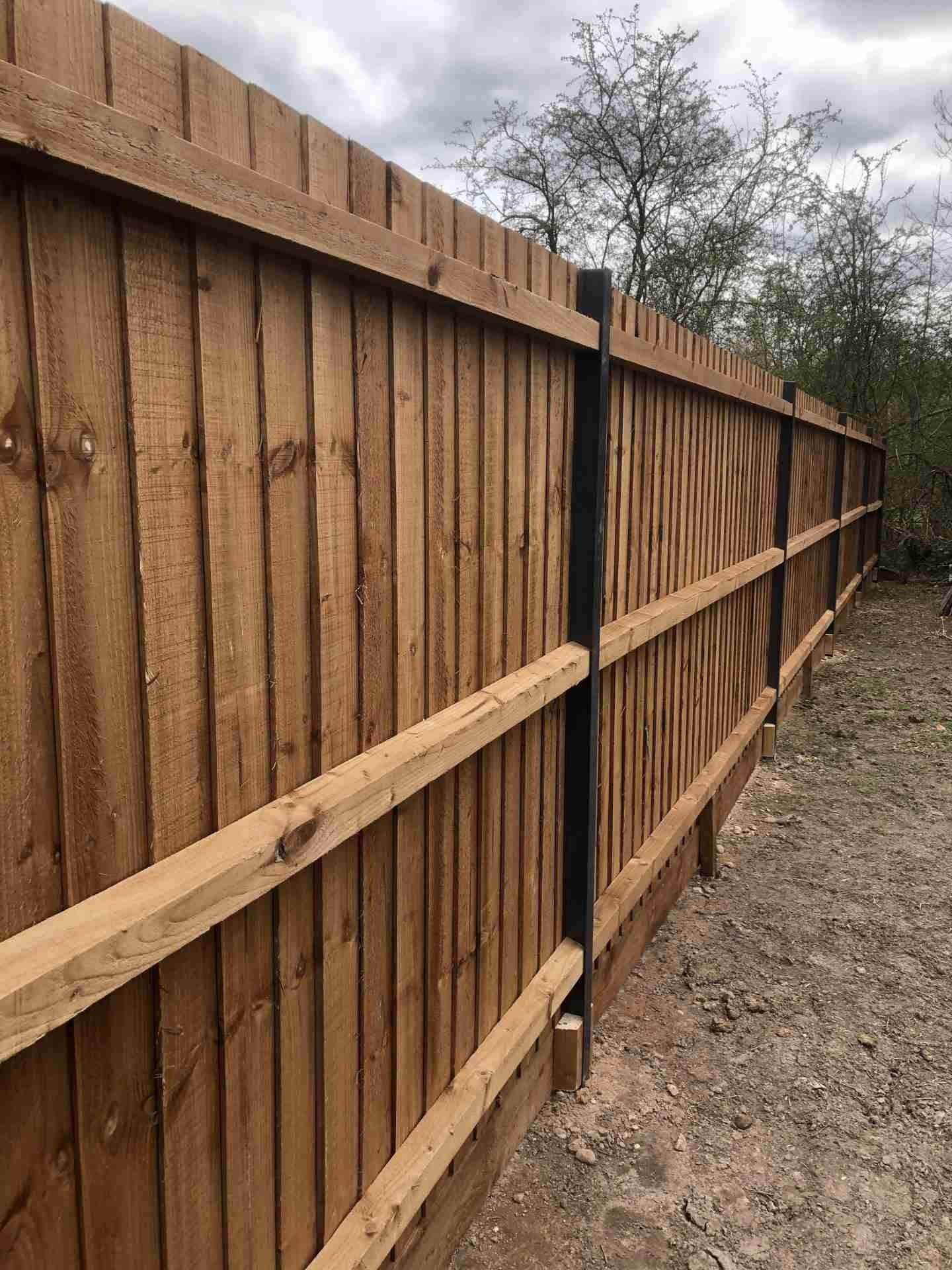 Running closeboard fencing - Tarmec & Croft Fencing & Gates