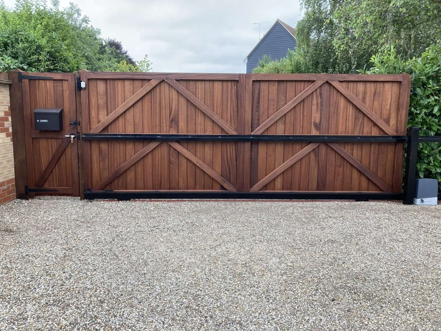 What are the different types of driveway gates?